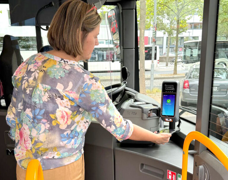 Telpo T10 Bus Card Reader & Smart Card Validator For Transit